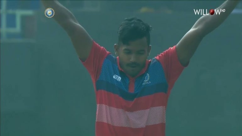 CSK buy one of the fastest Indian bowlers in KM Asif - The SportsRush