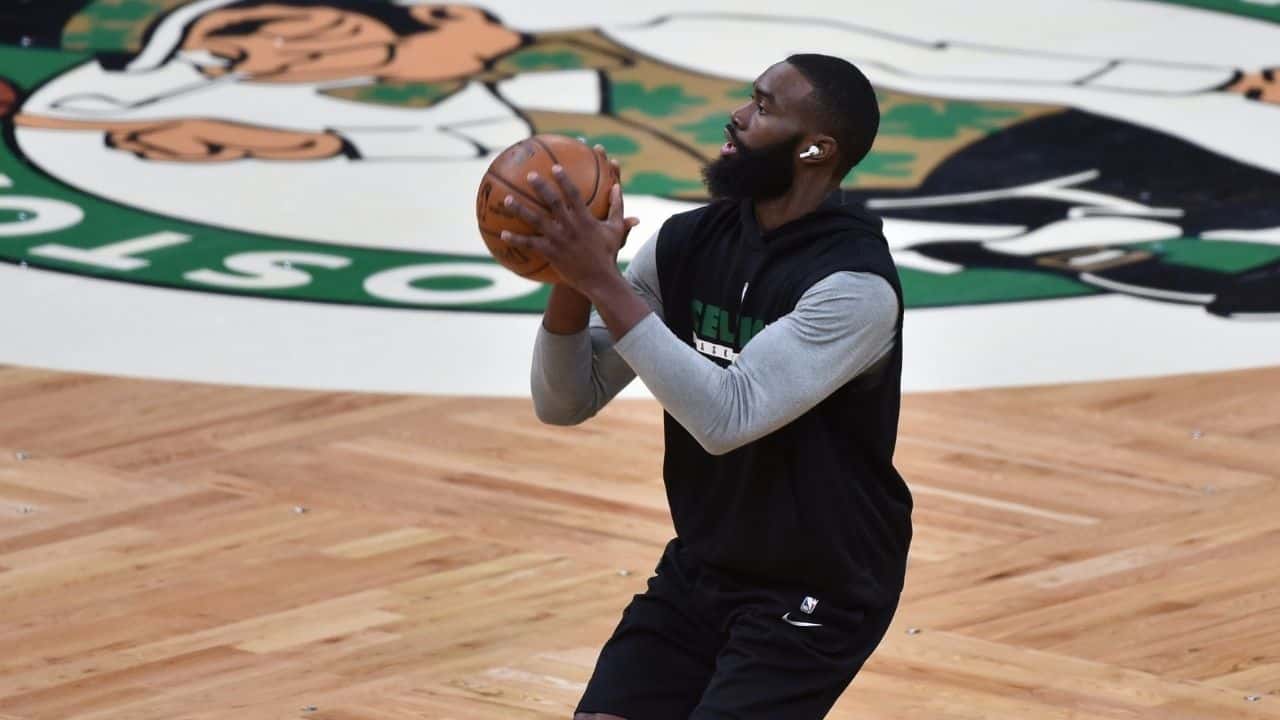 "Keep it going": Celtics legend Bill Russell reacts to Jaylen Brown ...