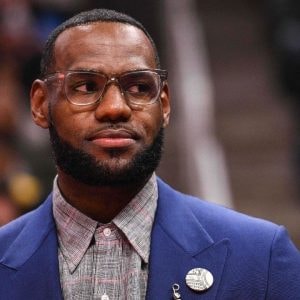"I have never flopped in any of my games": LeBron James surprising ...