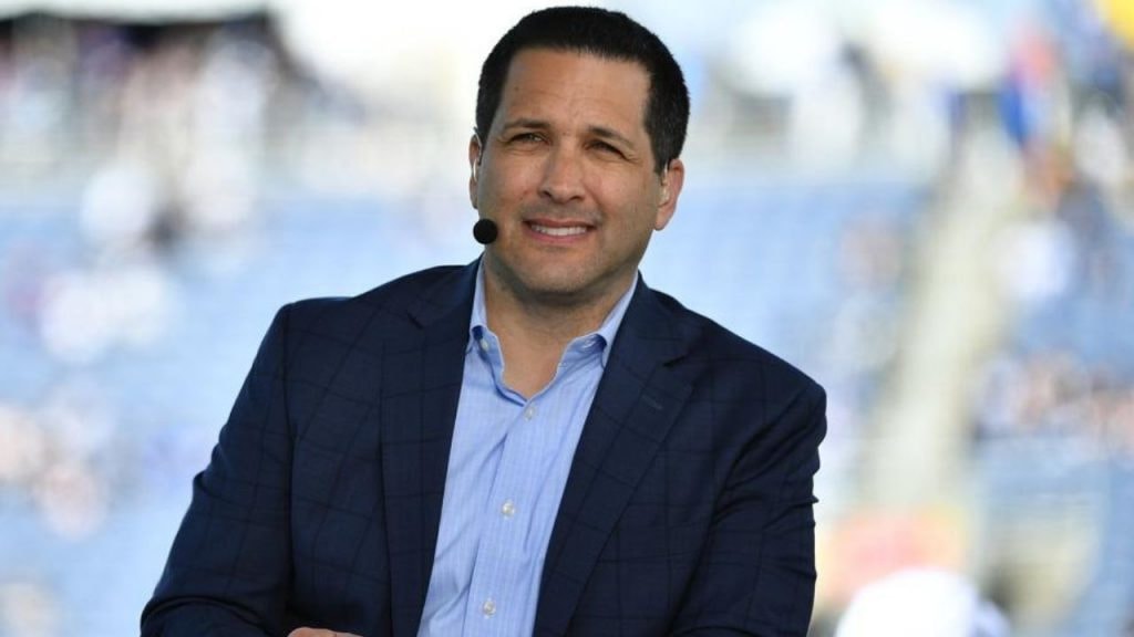 How Much Do NFL Reporters Earn? Tony Romo and Stephen A. Smith Among ...
