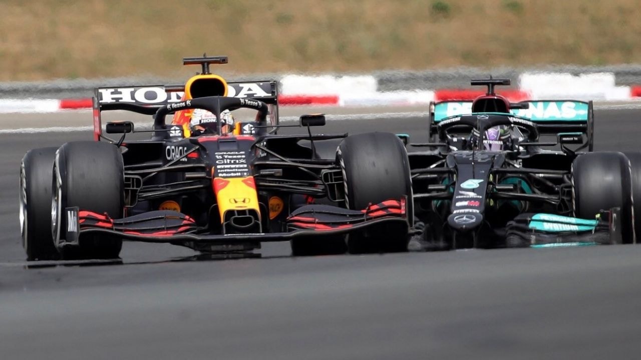 "It was pointless to defend"– Lewis Hamilton reveals why it was waste ...