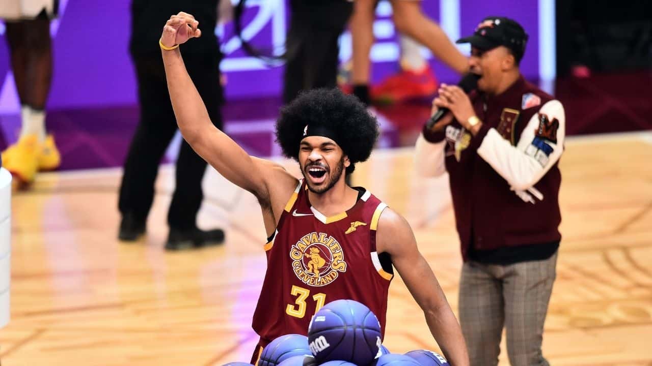 "Am I supposed to wear a $5000 chain to the game?": Jarrett Allen fires ...