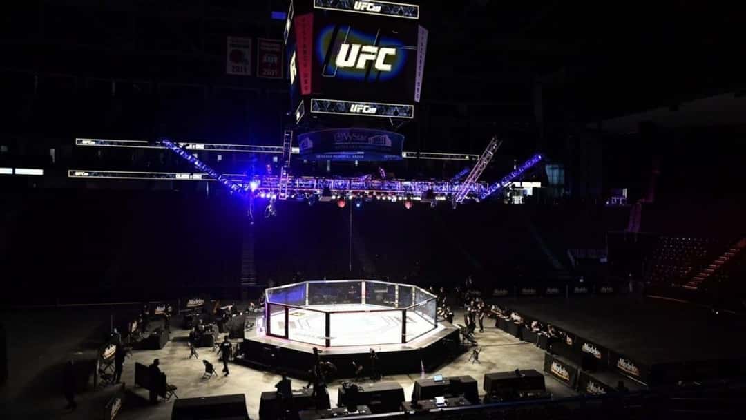UFC Rules: How many rounds are there in a UFC fight, and how long do ...