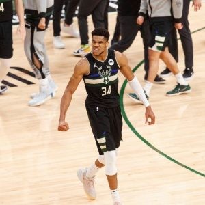 "This old thing? I took it from Westbrook": How Giannis Antetokounmpo ...