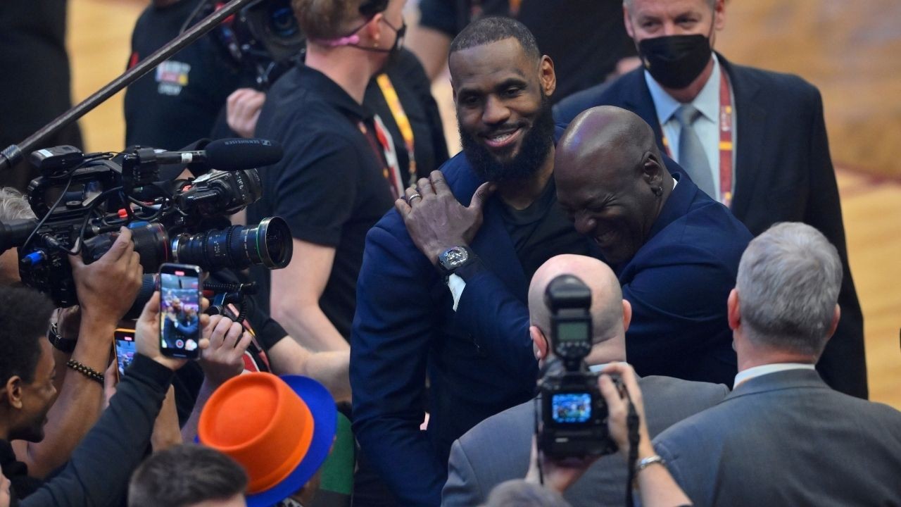 "Michael Jordan would be crying, if he rolled his ankle like LeBron ...