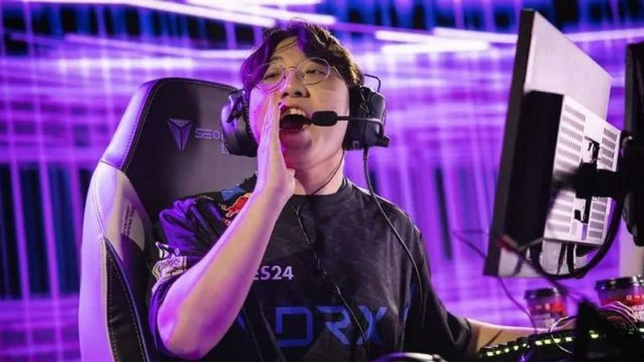 BuZz Valorant Settings: Gear, Mouse Sensitivity, Crosshair, Key binds ...