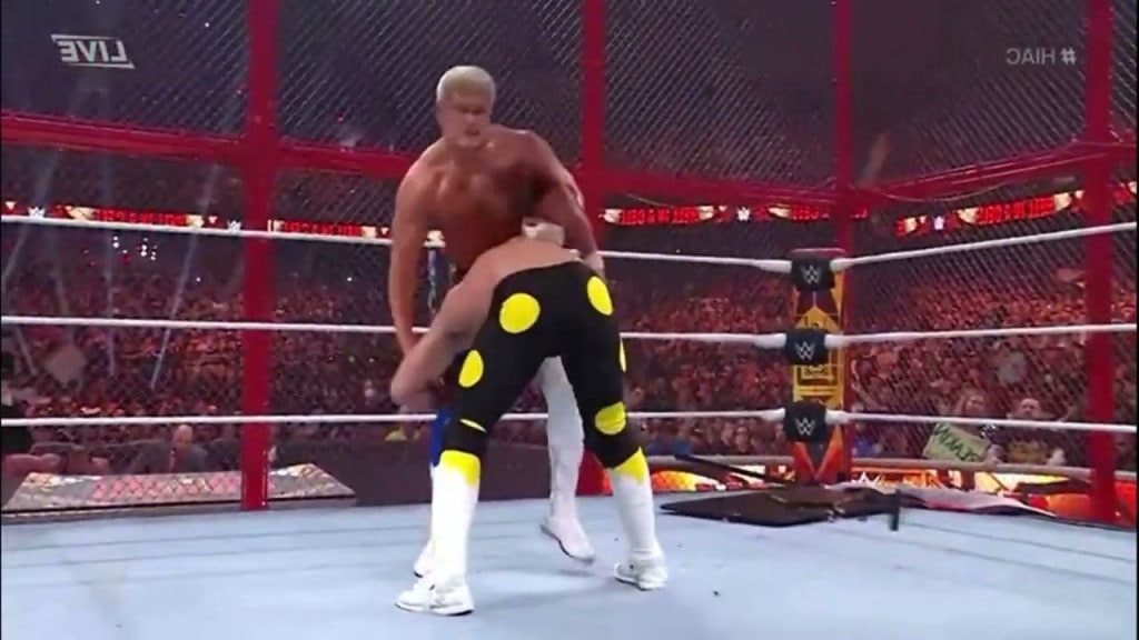 Cody Rhodes hitting "The Pedigree" digs up the controversial "Throne ...