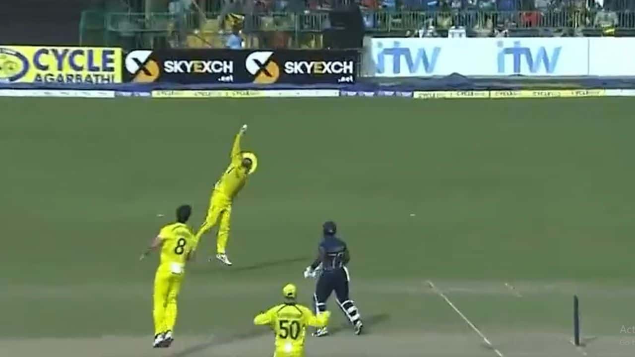 "Maxi you ripper": Glenn Maxwell grabs outstanding catch to dismiss ...