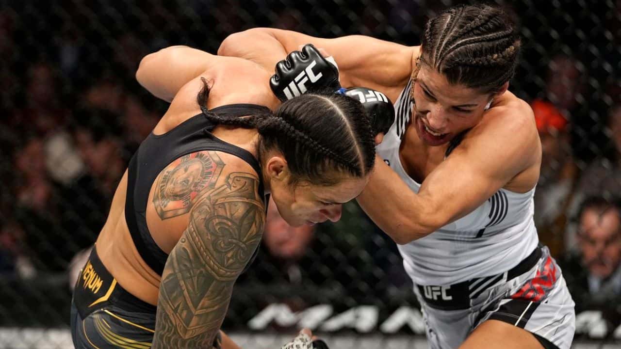 Before UFC 277 The "Fire" Theory of Julianna Pea is confirmed by Amanda ...