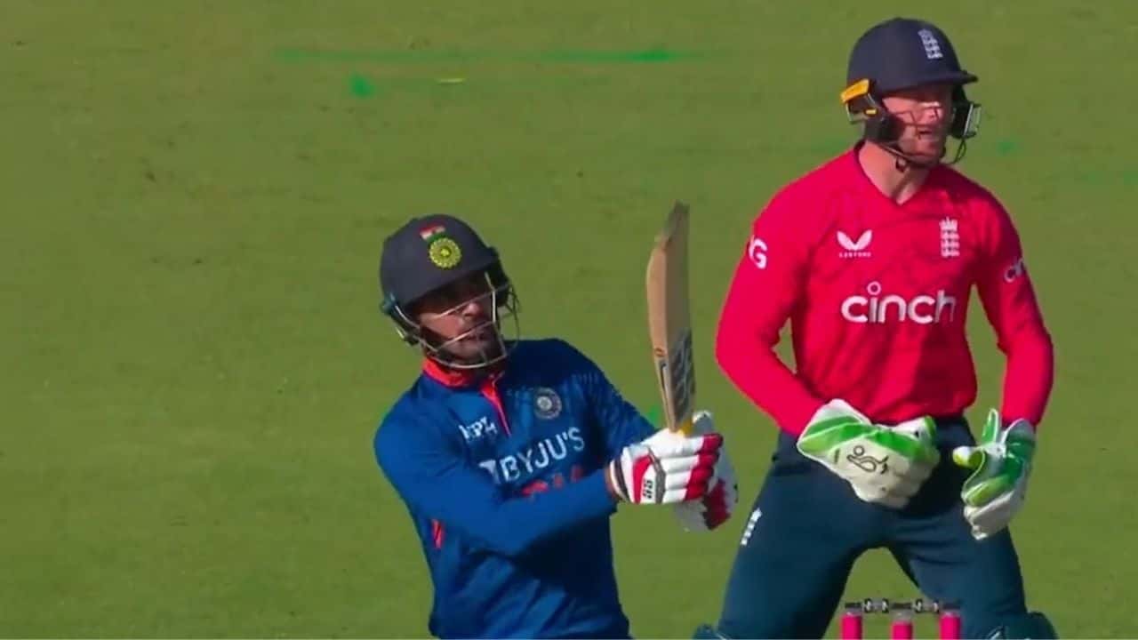 Deepak Hooda height in feet: Deepak Hooda IPL 2022 record and stats ...