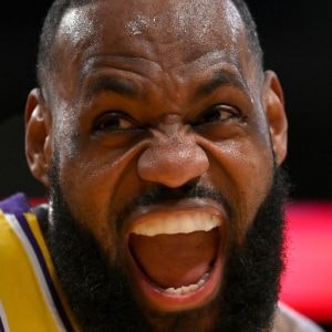 Billionaire LeBron James dons hat of mimicry artist clapping back at ...