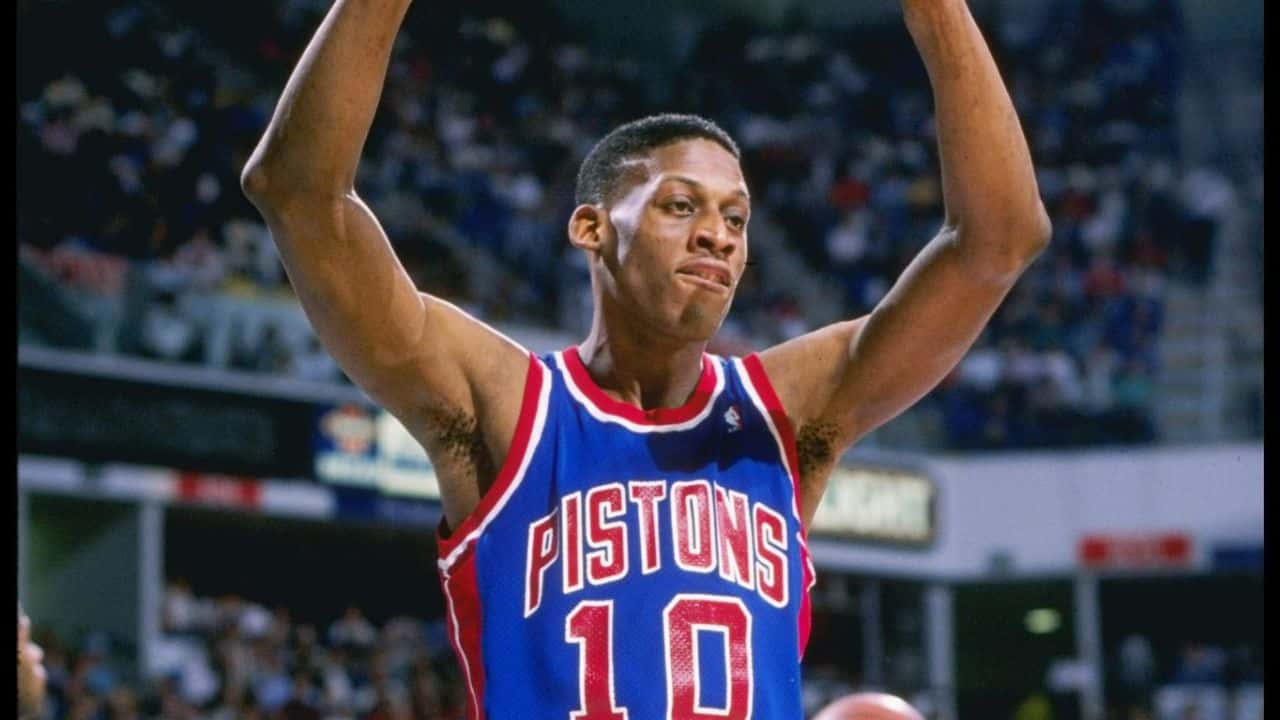 A frustrated 29 y/o Dennis Rodman kicked the ball off a cameraman’s ...