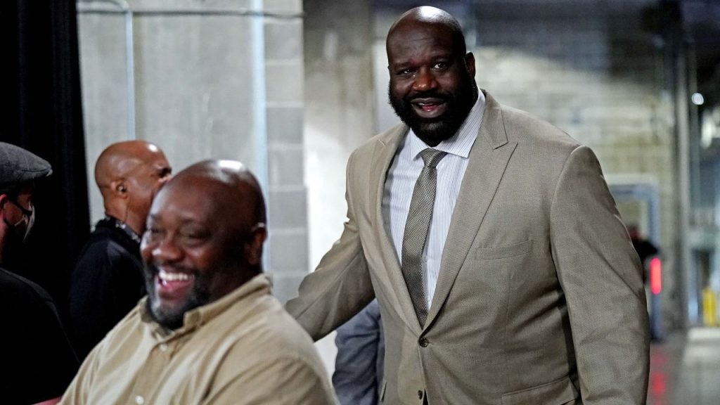 Shaquille O'Neal Was Once Told to Help the Less Fortunate By His Father ...