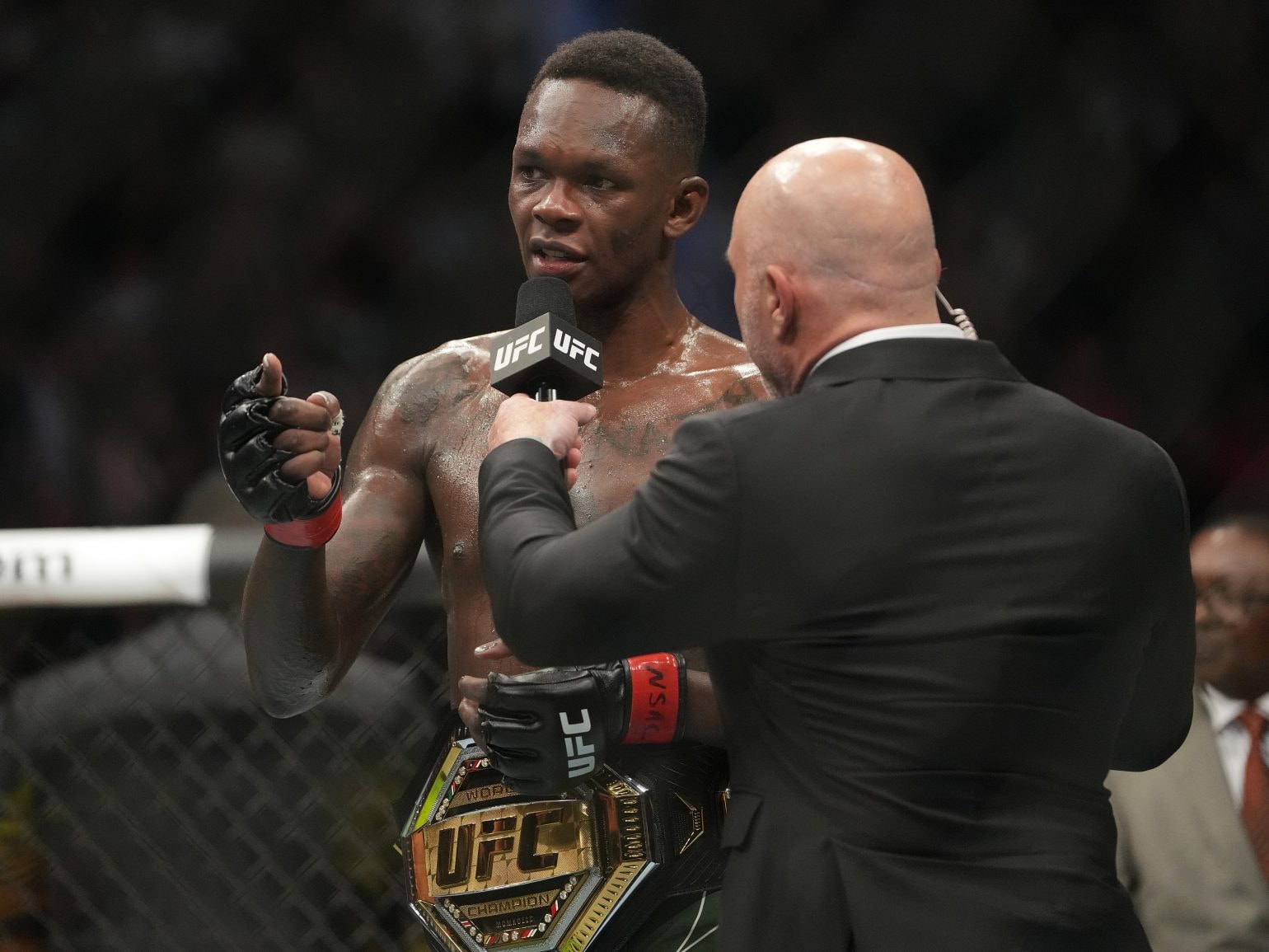 “Got That Dawg”: Israel Adesanya Channelizes Inner ‘Jet Li’ Ahead of ...