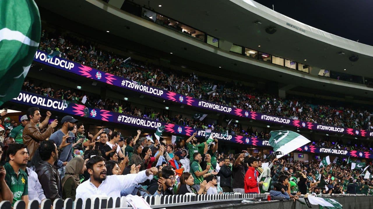 "Feels like we are playing at home": Babar Azam thanks today match ...