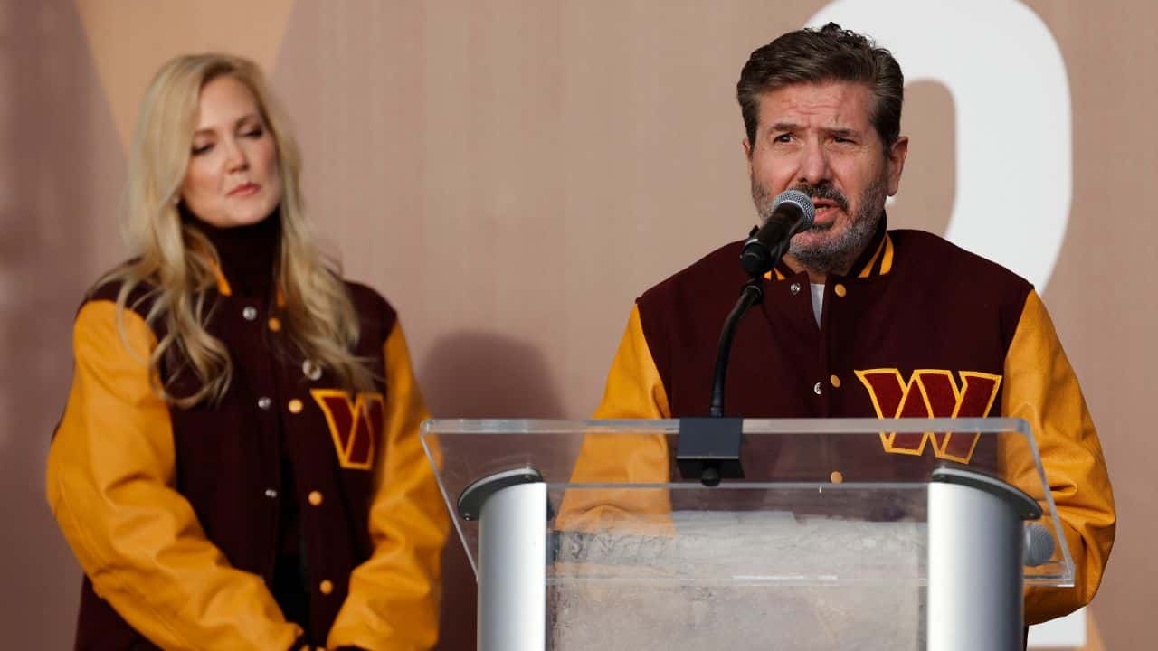 "What a Sh*t-Show in Washington": Pat McAfee Annihilates Dan Snyder ...