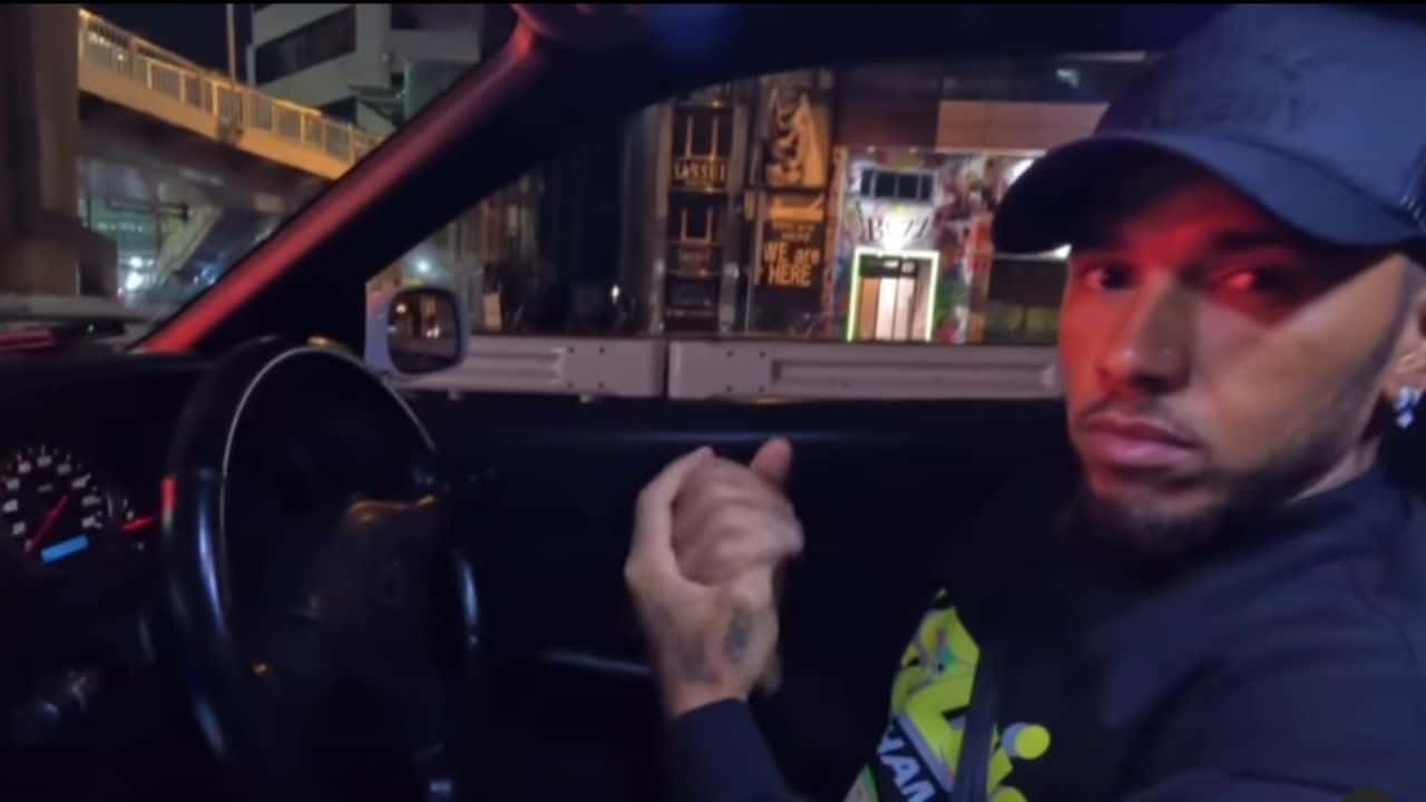 Lewis Hamilton takes $188,500 legendary car on spin on Tokyo Expressway ...