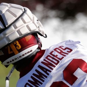 What Are NFL Players Wearing On Their Necks? Q-Collar NFL Explained ...