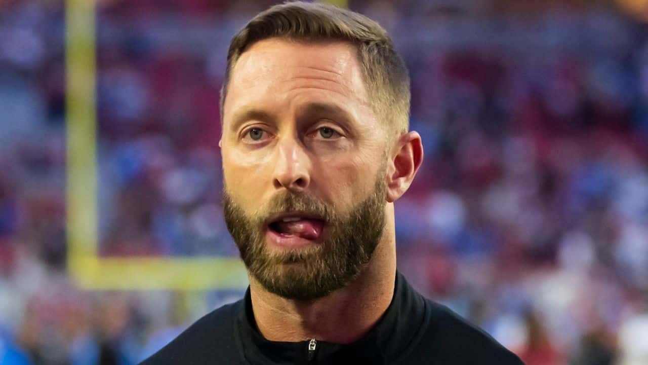 Kliff Kingsbury, Who Once Used Fake 'Cute Girl' Accounts To Spy On His ...