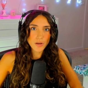 Call of Duty streamer Nadia banned from Twitch, know reason - The ...