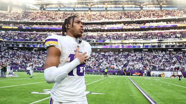 Justin Jefferson grills: Vikings star receiver's $200,000 a rich flex now after breaking Randy ...