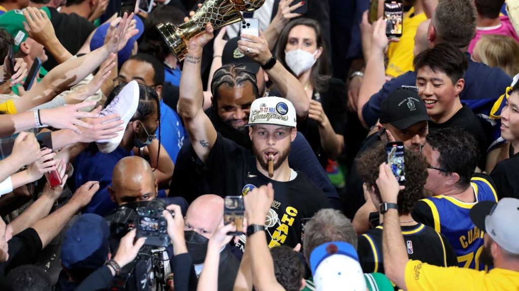 “Constant Paranoia”: 4x NBA Champ Stephen Curry ‘Scared’ 6ft 4” Celtics ...
