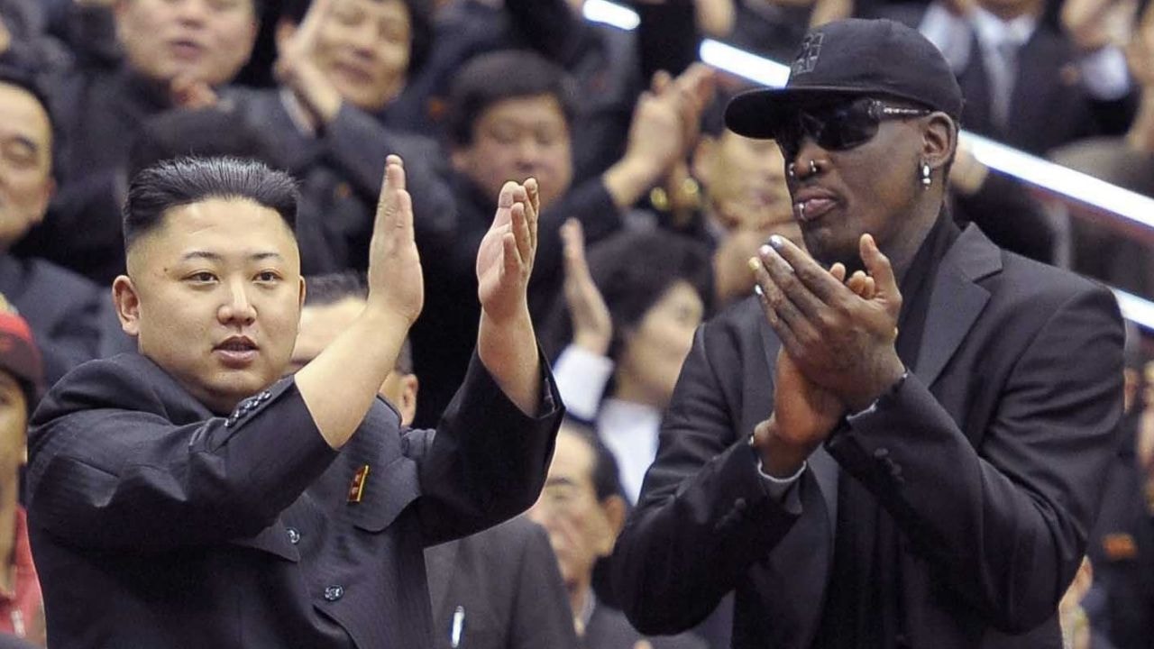 Dennis Rodman, Who wore a Dress to Promote his Biography, Got Kicked ...