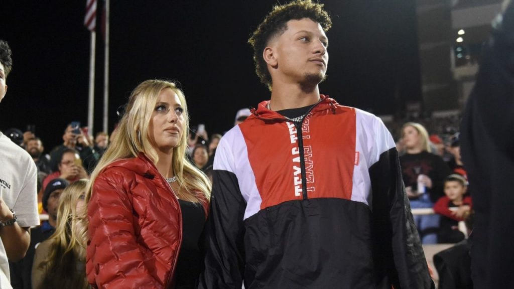 Patrick Mahomes' Wife Brittany Mahomes Once Went Berserk on Referees ...