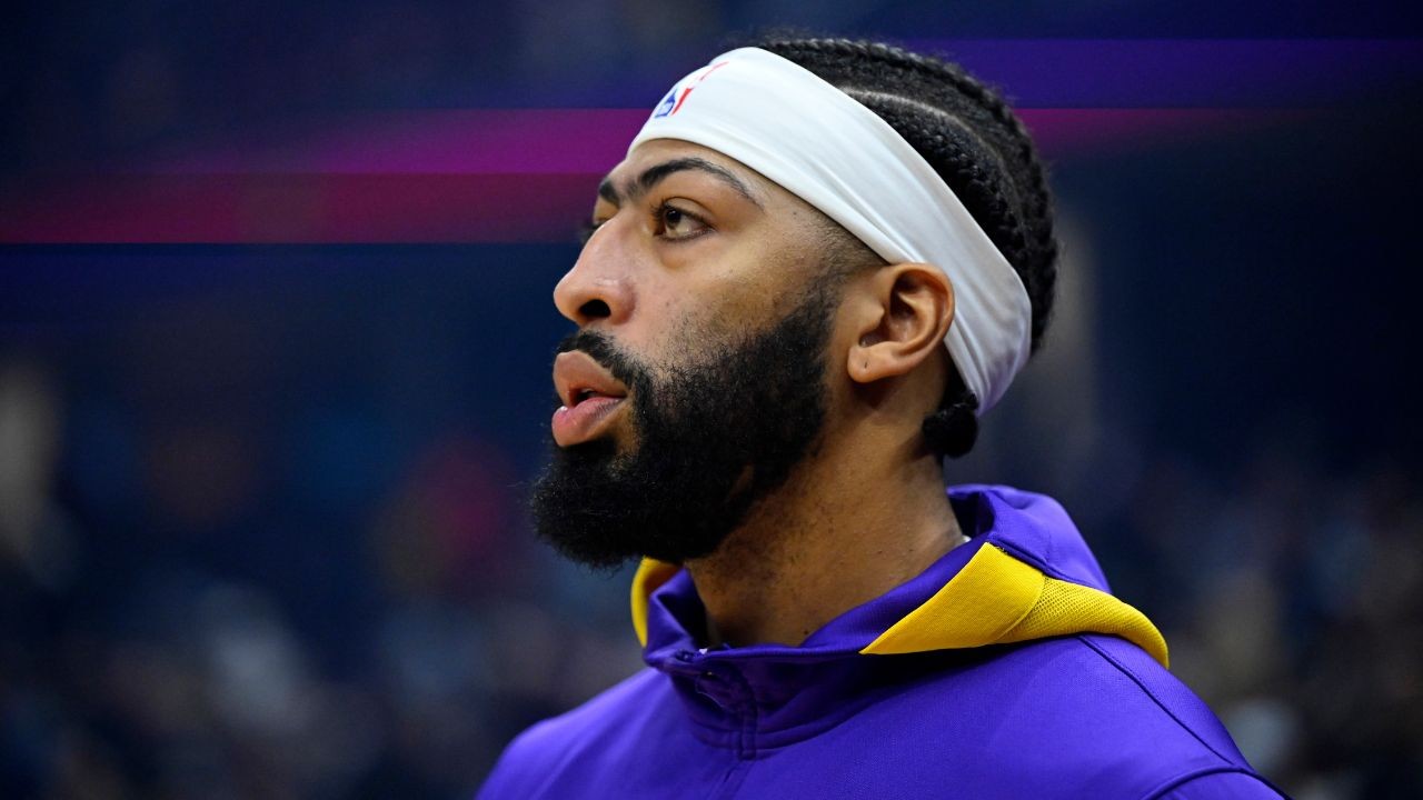 “Anthony Davis Injury Could Actually Help the Lakers”: NBA Insider ...