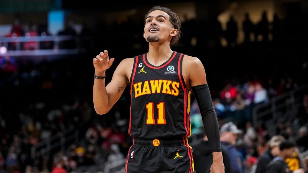 Trailing Only Oscar Robertson, Trae Young Records 113th 20-Point, 10 ...