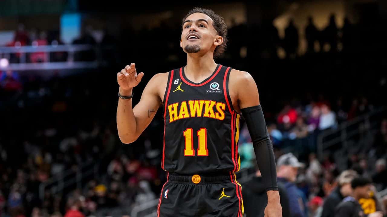 Trailing Only Oscar Robertson, Trae Young Records 113th 20-Point, 10 ...
