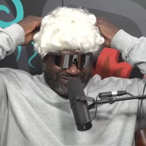 WATCH: Shaquille O’Neal Reluctantly Wears a Blonde Wig After Trying to ...