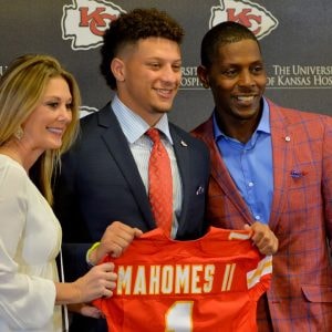 Patrick Mahomes Dad Archives - The SportsRush