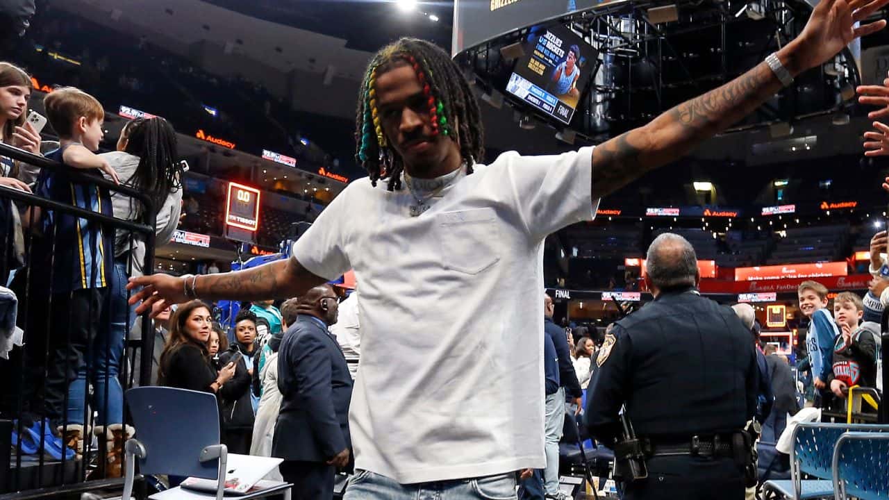 "IT'S A PARADE INSIDE MY CITY YEAAA": Ja Morant Quotes Outlandish Rap ...