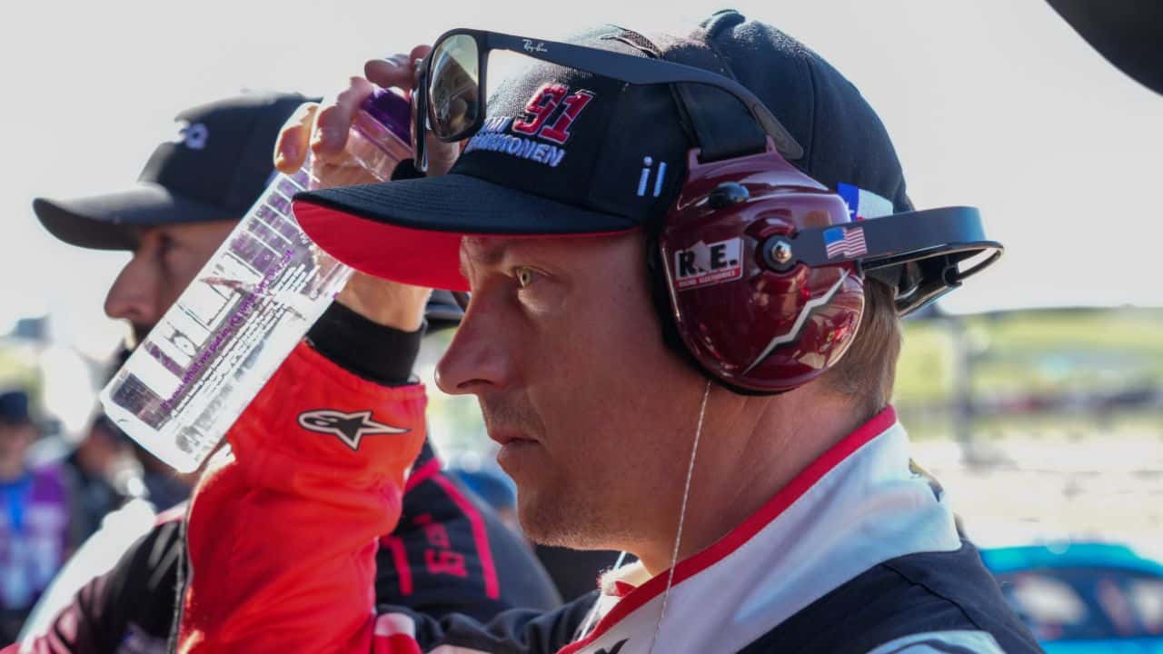 Kimi Raikkonen Thinks NASCAR Gives 'More Open And Closer Racing' Than ...