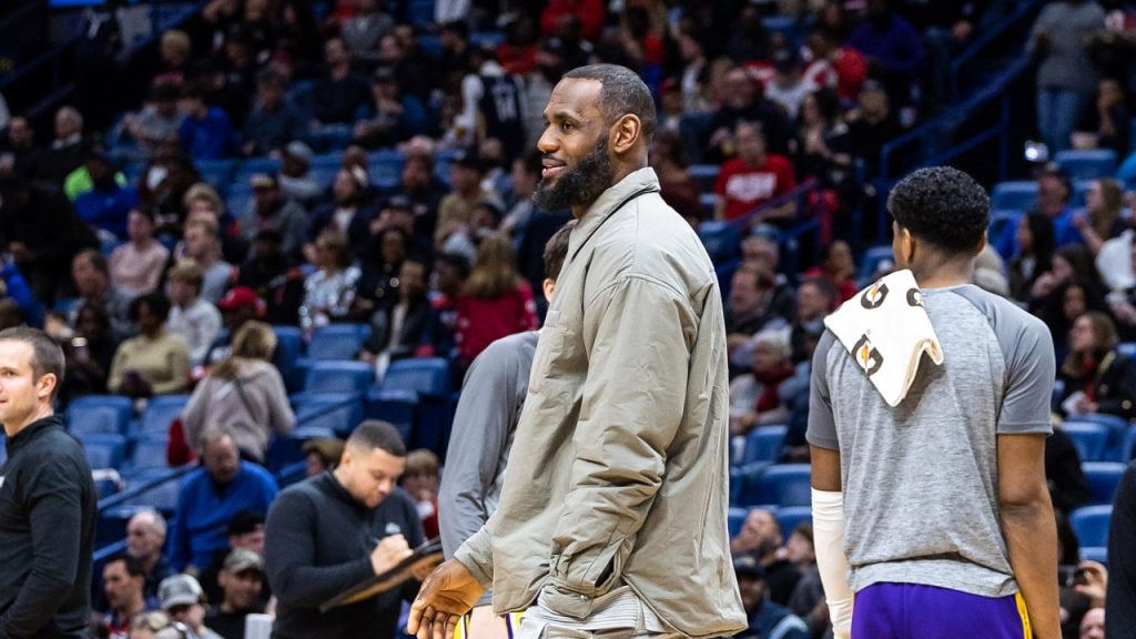 "Hurry up, Bron!": Skip Bayless is in LeBron James and Lakers' Corner ...