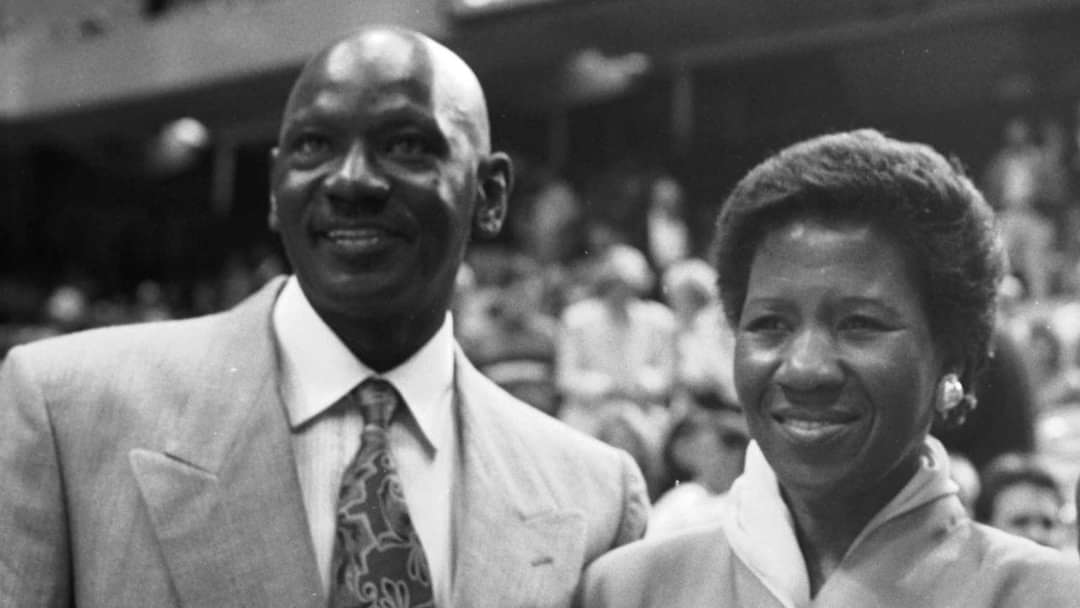 "You're Pretty Fresh,": Michael Jordan's Parents Deloris and James ...