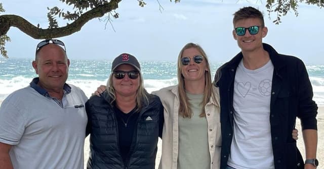 Heather Knight Family: All We Know About England Captain's Partner ...