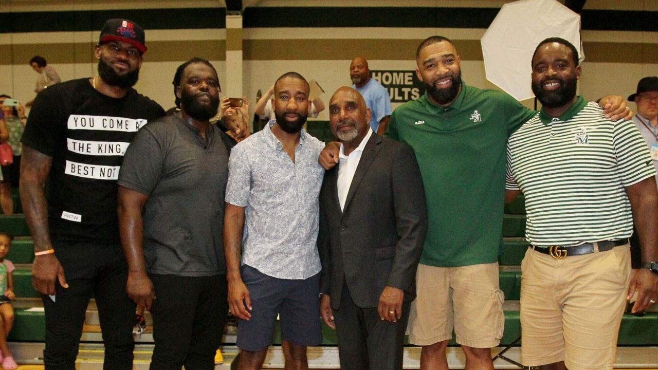 9 Years After Favoring Fab Five Teammate in 2K14 Playlist, LeBron James ...