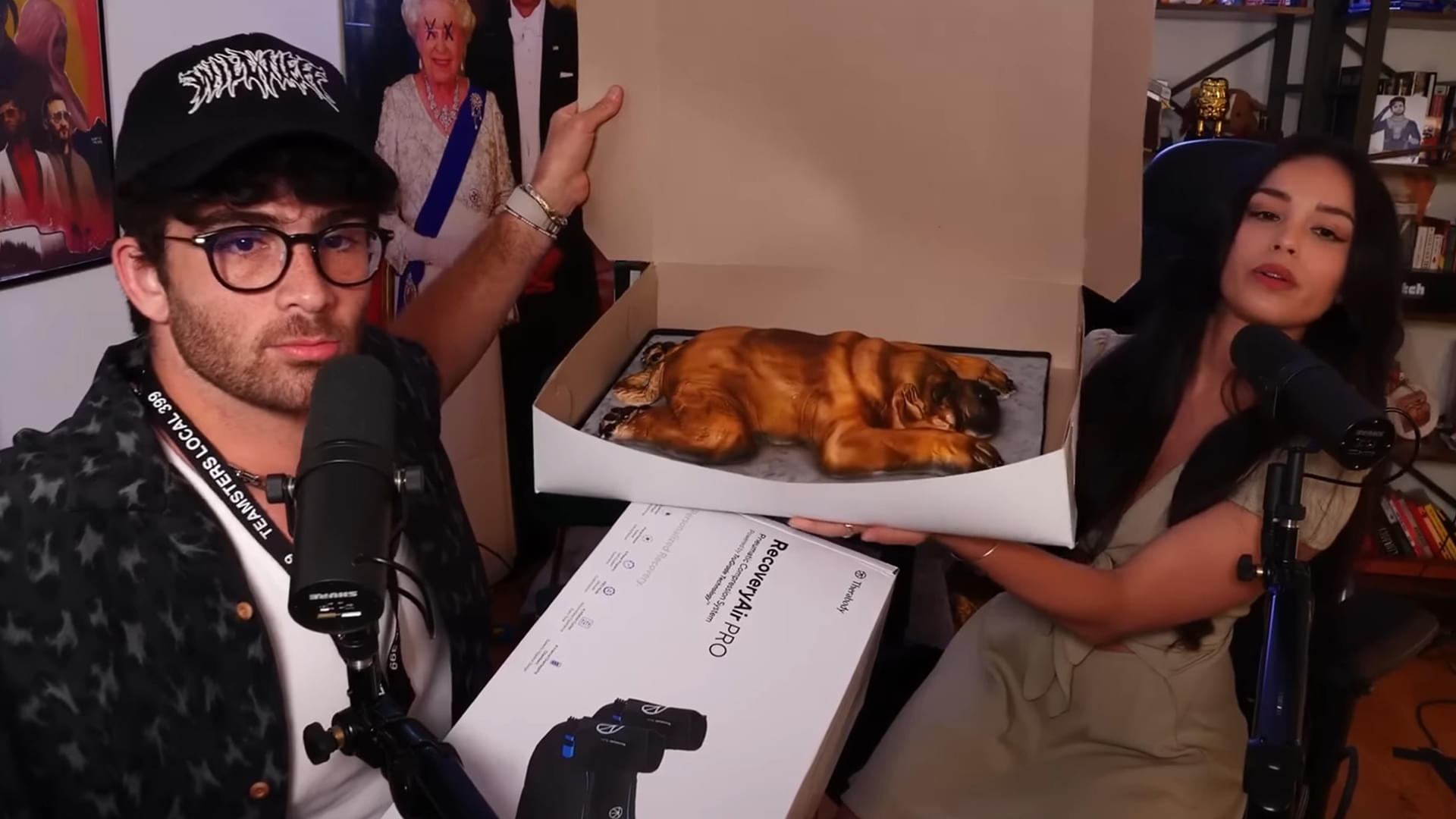 "It's so cute" - Valkyrae surprises HasanAbi with a cake themed after ...