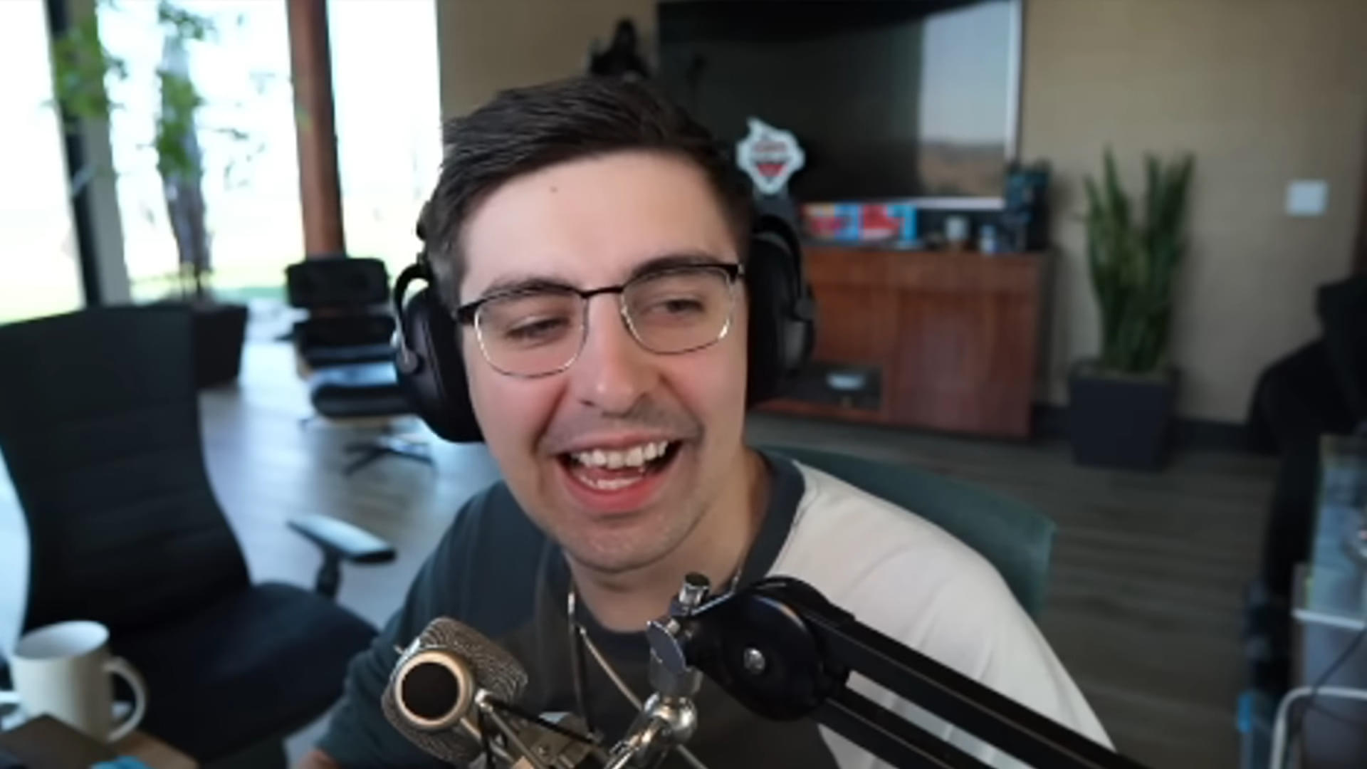 "It doesn't matter" - FPS legend Shroud on the importance of agents to ...