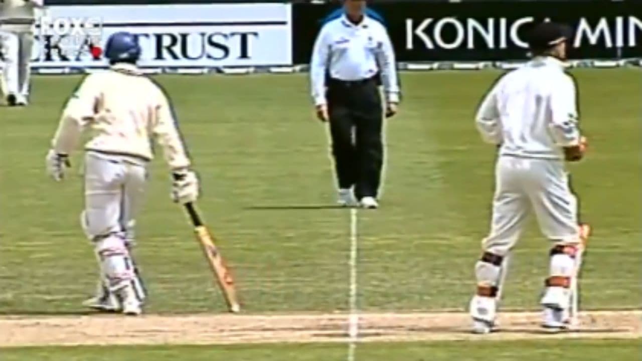What Really Happened When Brendon McCullum Run Out Muttiah Muralitharan ...