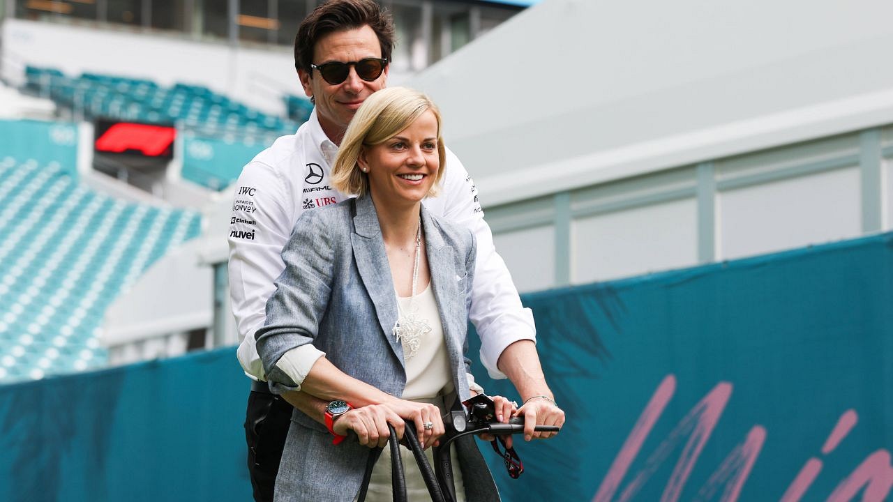 1600000000 Worth Toto Wolff Flaunts His 1400000 Mercedes For His Date Night The Sportsrush