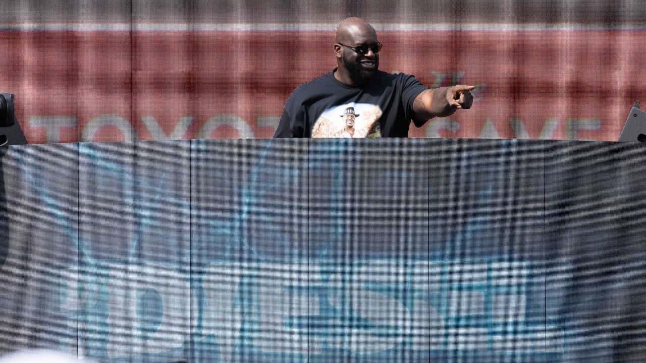 Putting Up $1000 To Knock Down 'Big Man', Shaquille O'Neal Rushed To A ...