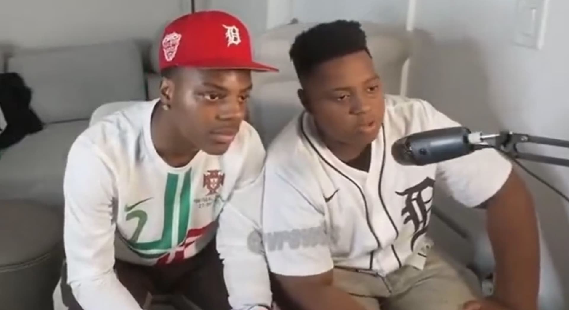 "I always get picked on at school" - IShowSpeed gets emotional after ...