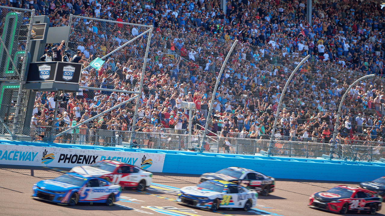 What Is the Wave Around Rule in NASCAR? - The SportsRush