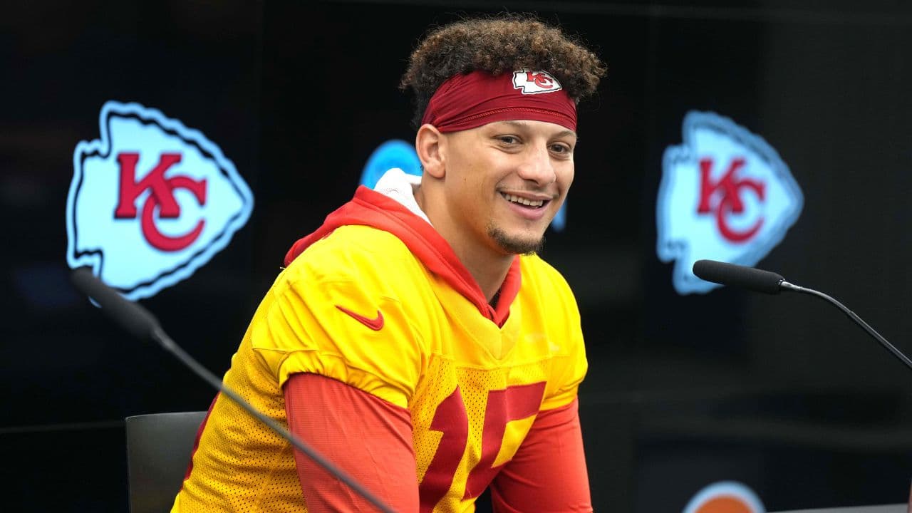 Patrick Mahomes Attends College Football Game Supporting Texas Tech ...