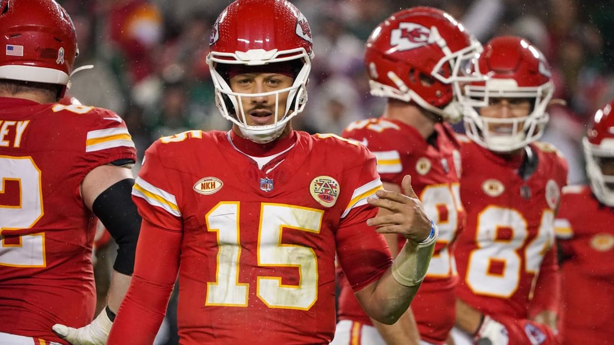Why Does Patrick Mahomes Wiggle His Fingers? - The SportsRush