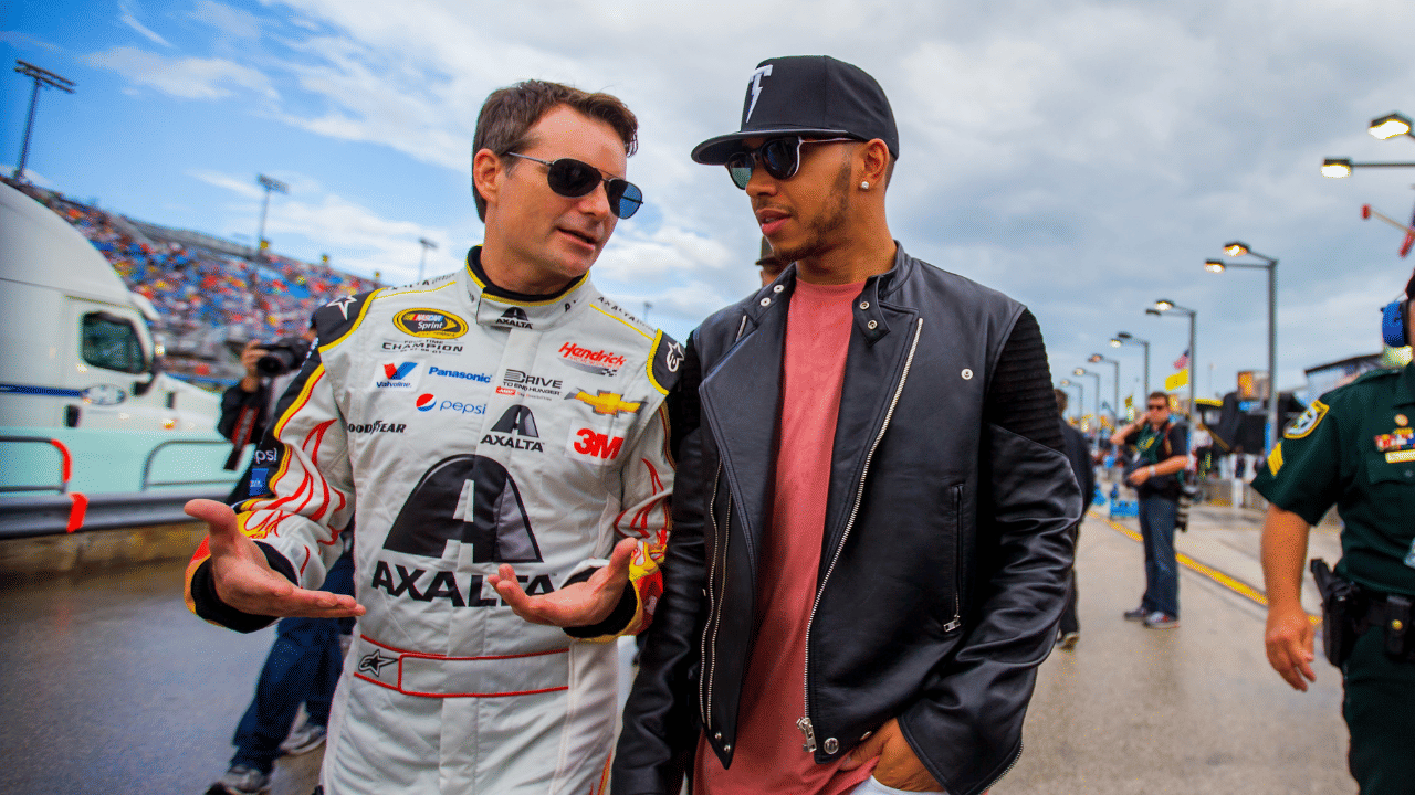 Jeff Gordon’s Farewell Race Revealed Lewis Hamilton’s NASCAR Ambitions ...
