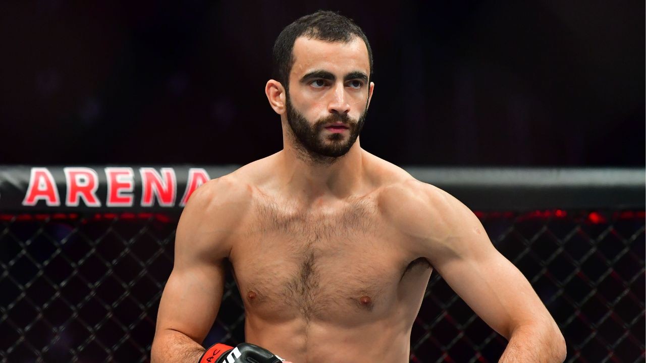 VIDEO: UFC 296 Loses Major Fight as Giga Chikadze Suffers Injury During ...